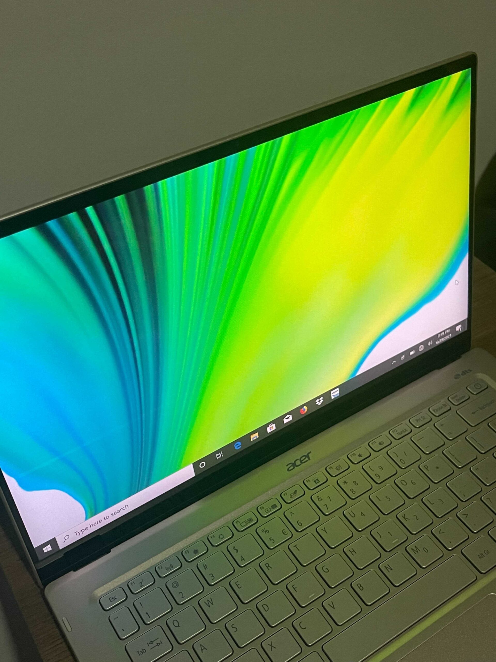 Acer Swift 5 Gets Updated Hardware and a Lighter Body - Urbantechnoobs